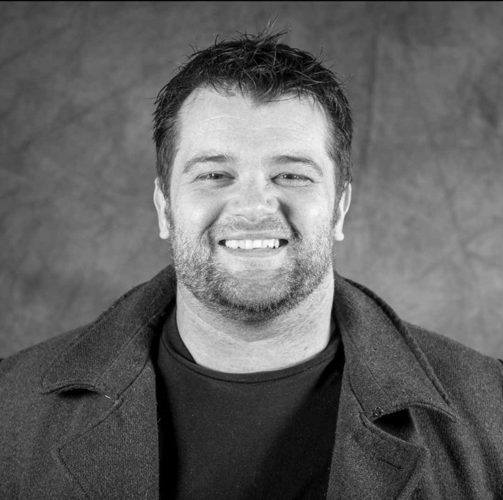 MATTHEW PREECE (Francis Henshall) - Cardiff Open Air Theatre Festival