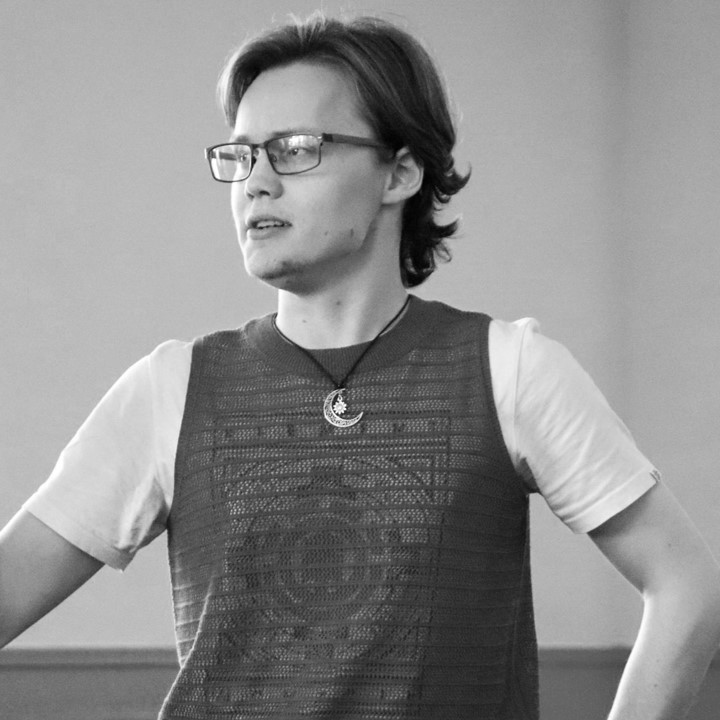 TOM PRICE (Alan Dangle) - Cardiff Open Air Theatre Festival